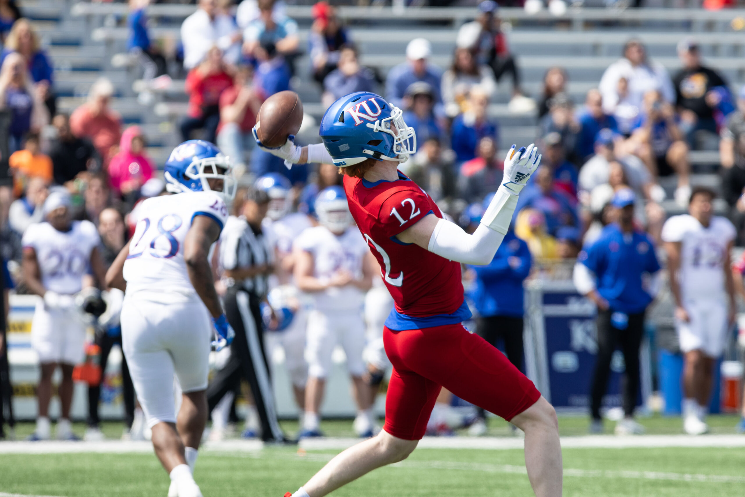 Teahan touchdown pass wows crowd, KU football players at annual spring ...